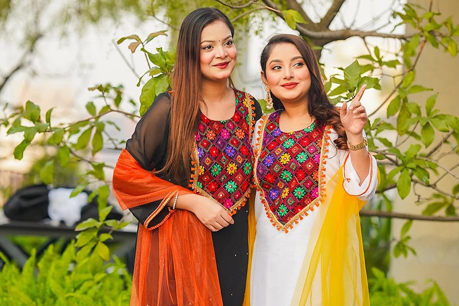 Friendship : मेरी पहली सहेली को दूसरी सहेली अच्छी नहीं लगती